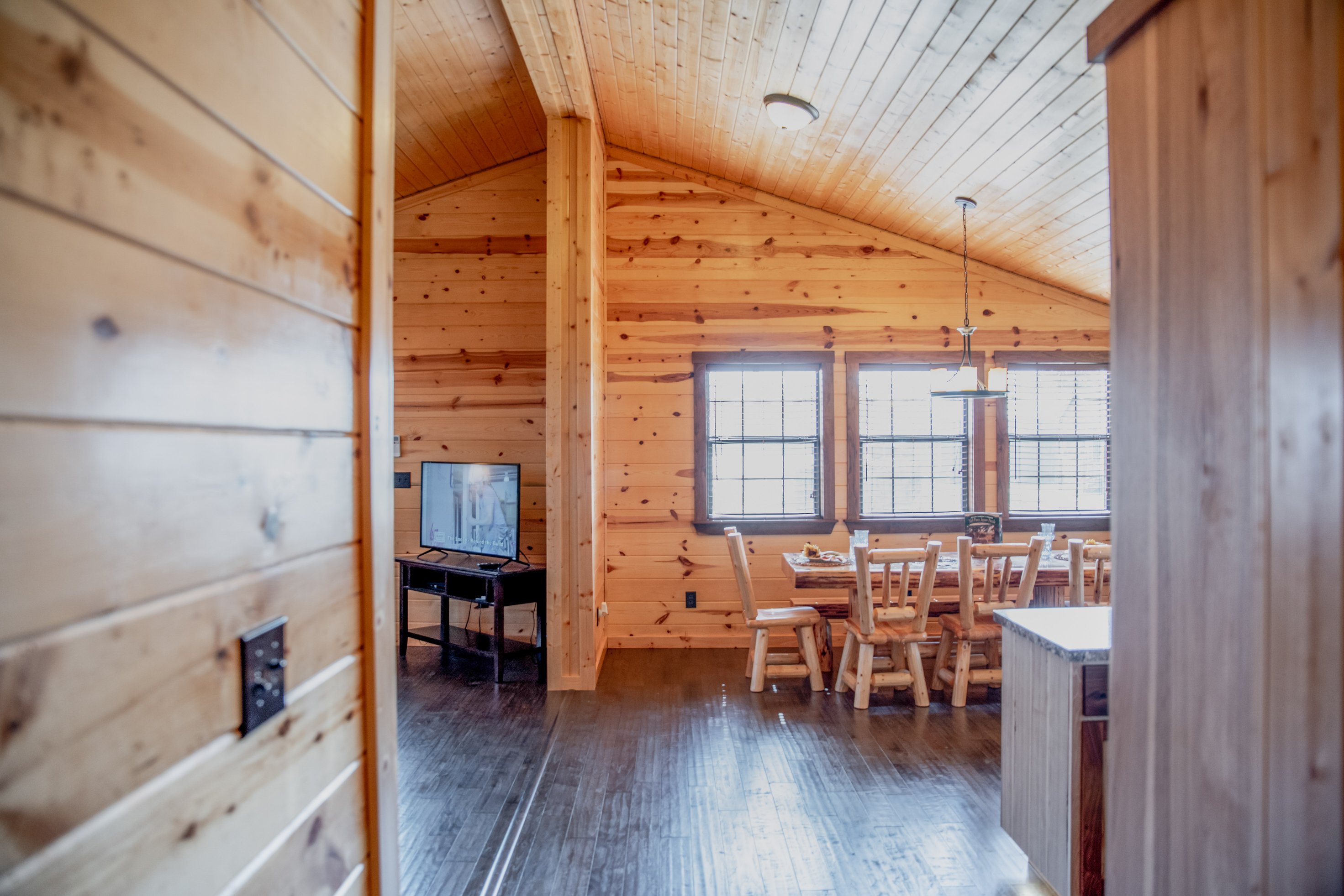 Lelands Cabin Series